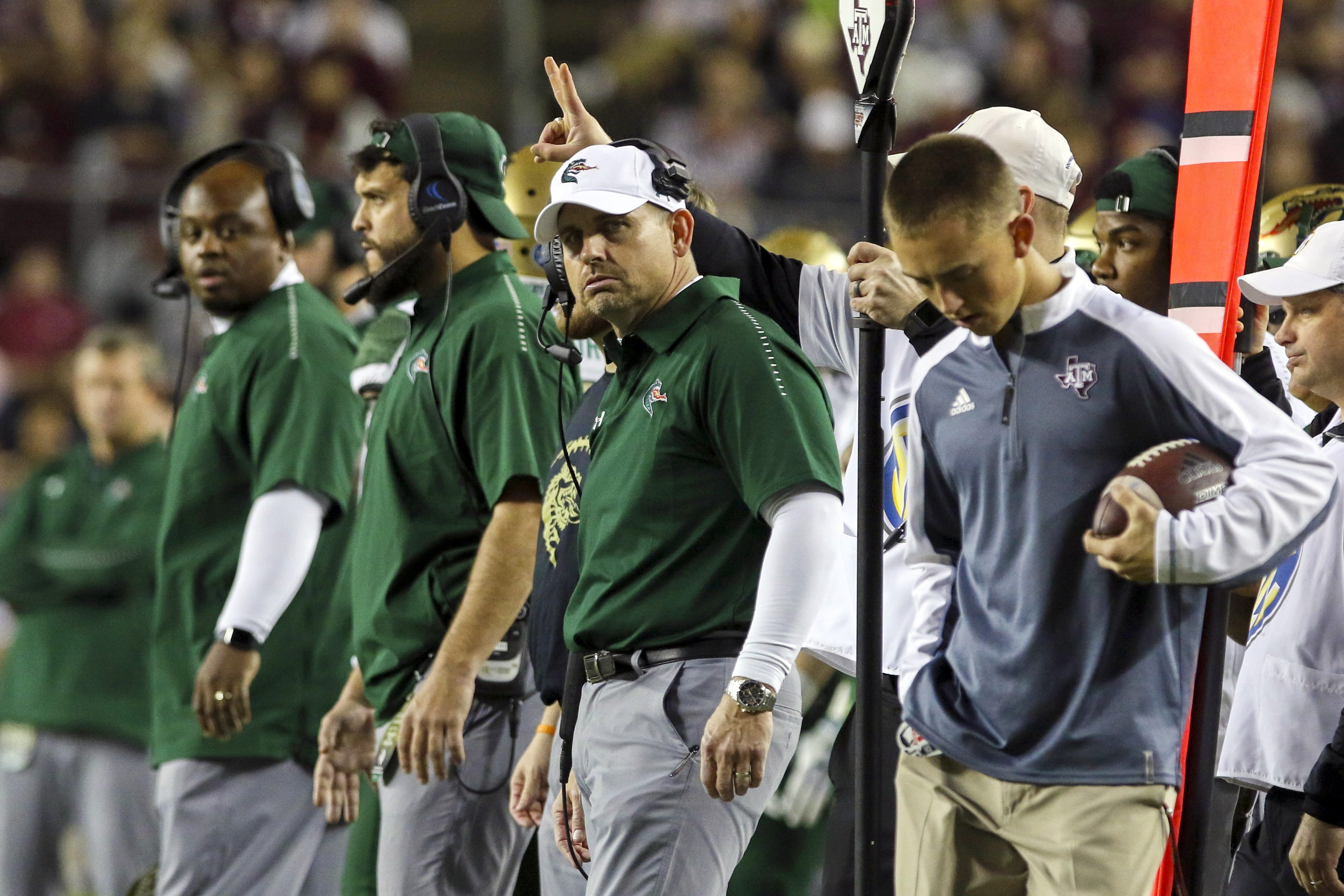 Report: Ex-Michigan, UAB RB Kingston Davis arrested, charged with ...