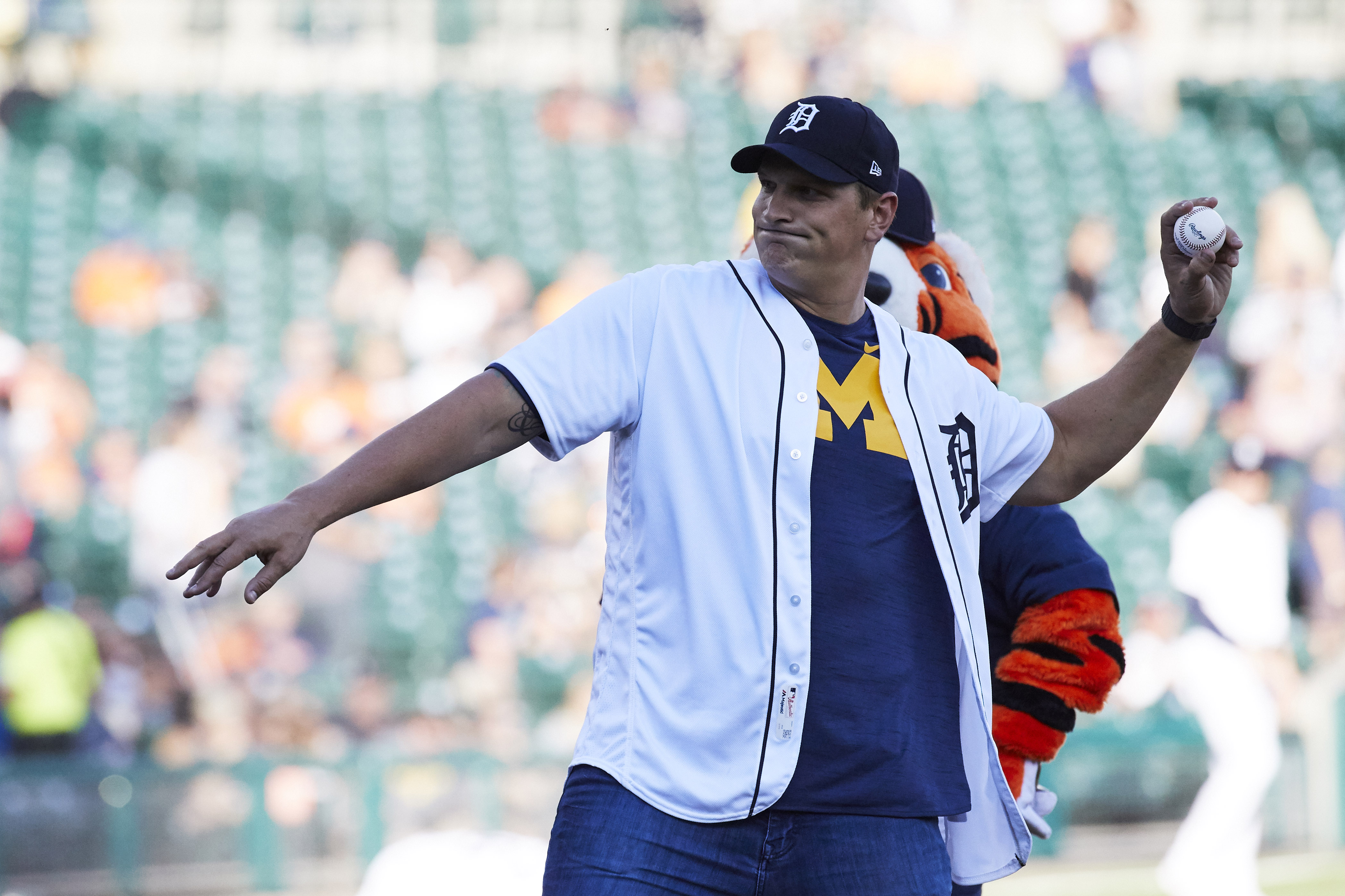 Former Michigan lineman Jake Long rips Wolverines for ending the game ...