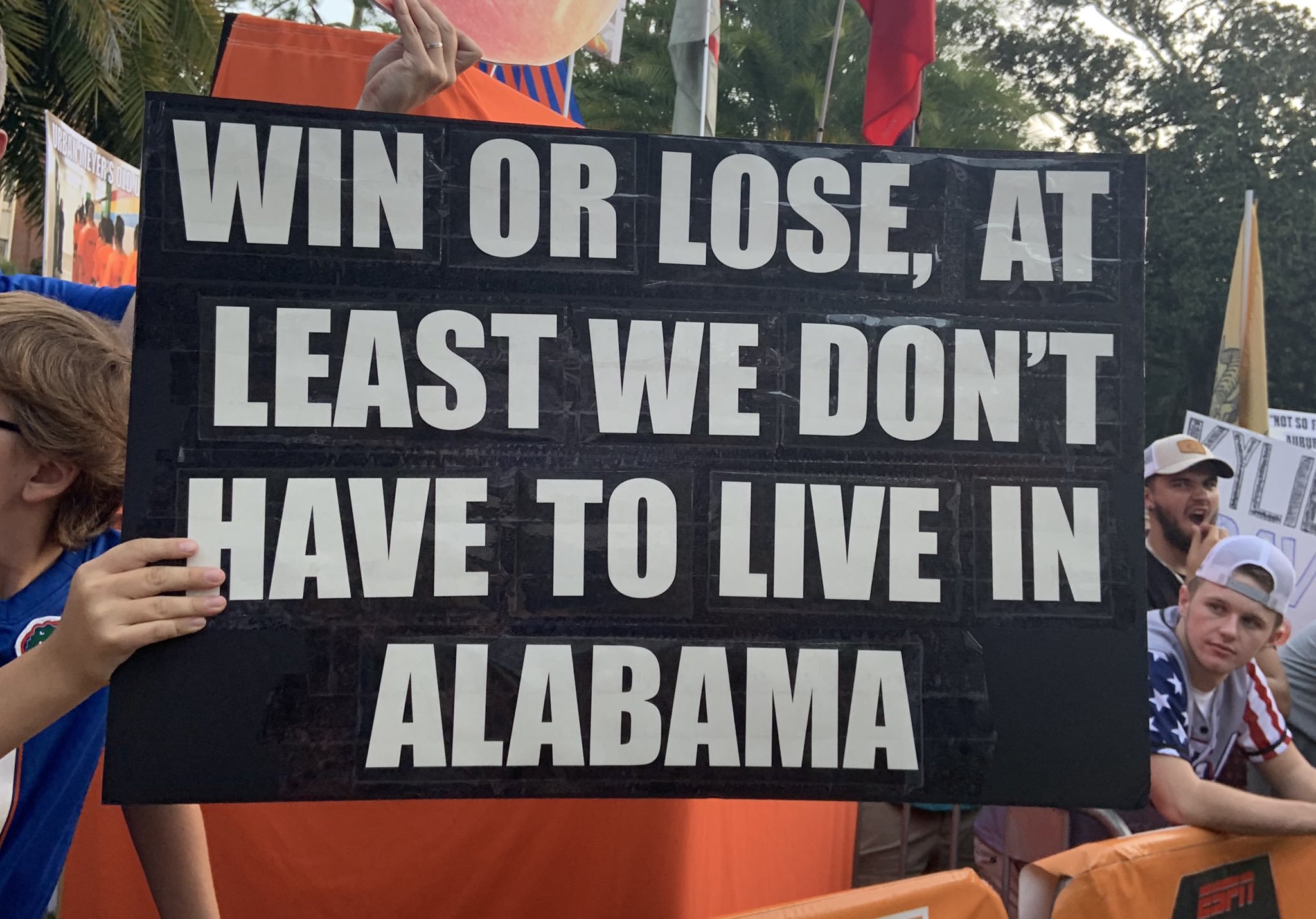 The best College GameDay signs from Week 6