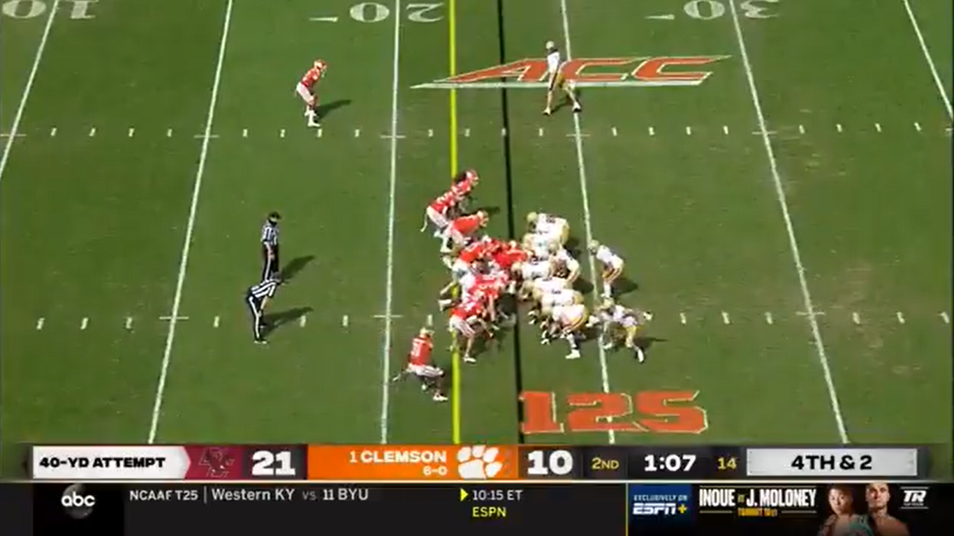 Joe Tessitore provides impeccable call of crucial fourth-down converted ...