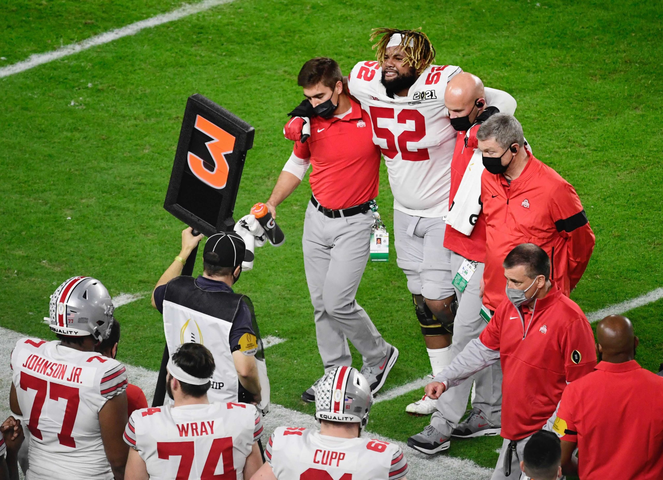 Wyatt Davis reassures Ohio State fans he 'will be fine' following ...