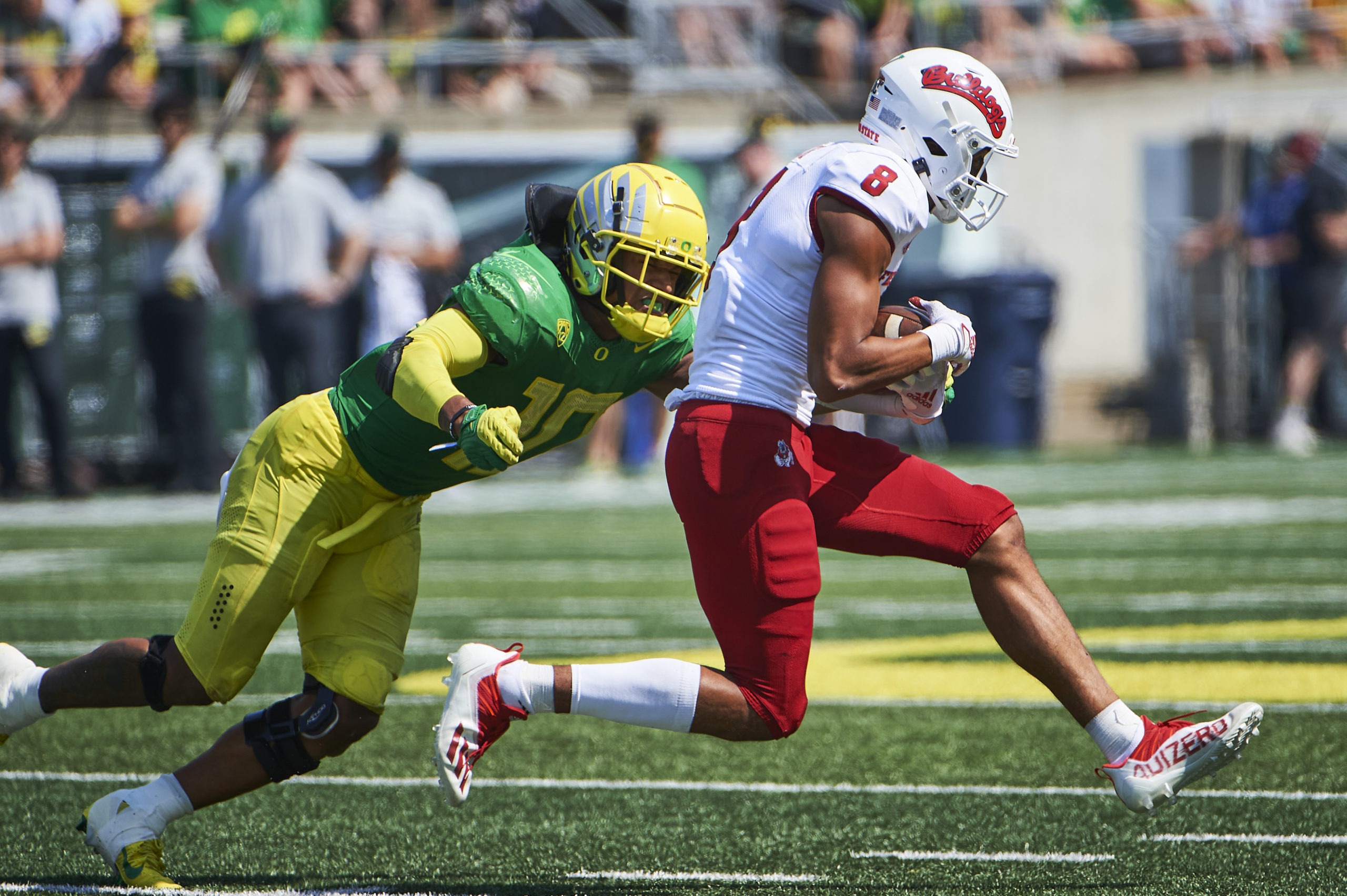 Oregon gives injury update on star linebacker Justin Flowe before Ohio ...