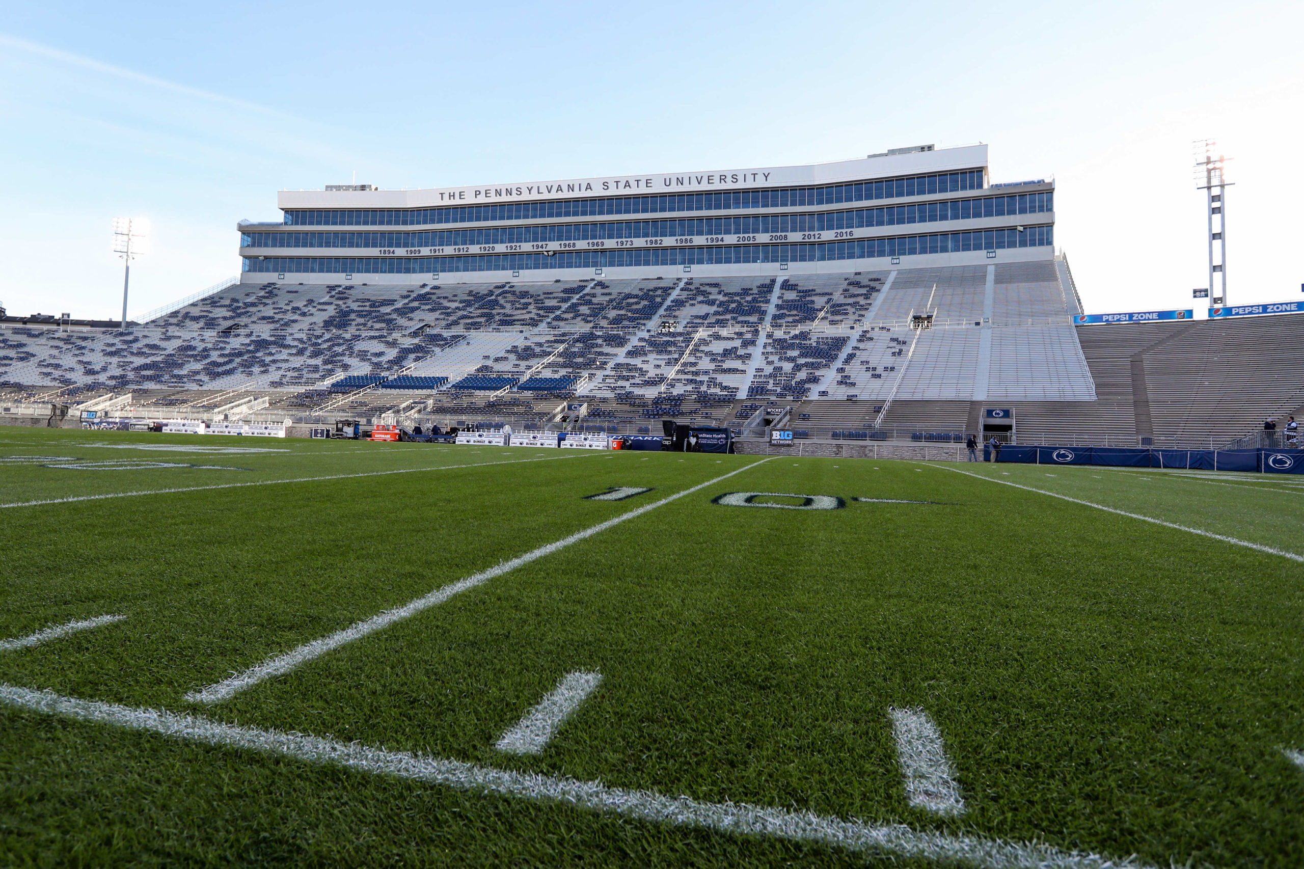 Villanova's Tyler Will leaves Penn State game on stretcher after hit ...