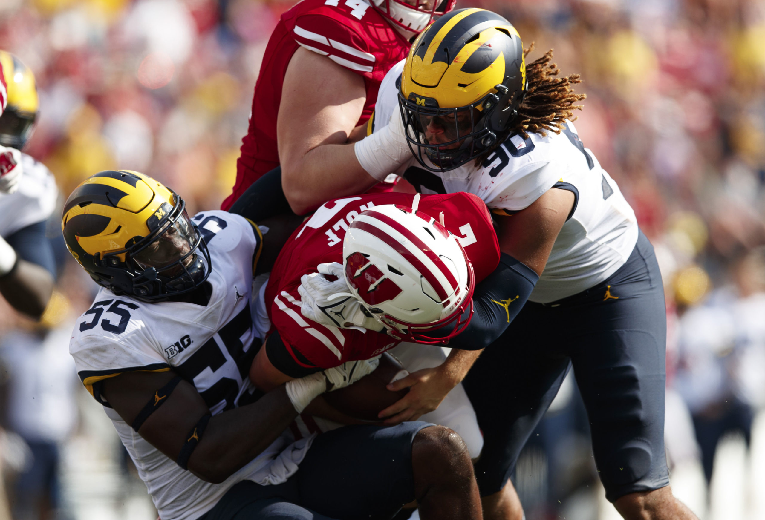 Michigan football: Wolverines' defense is in familiar territory ... but ...