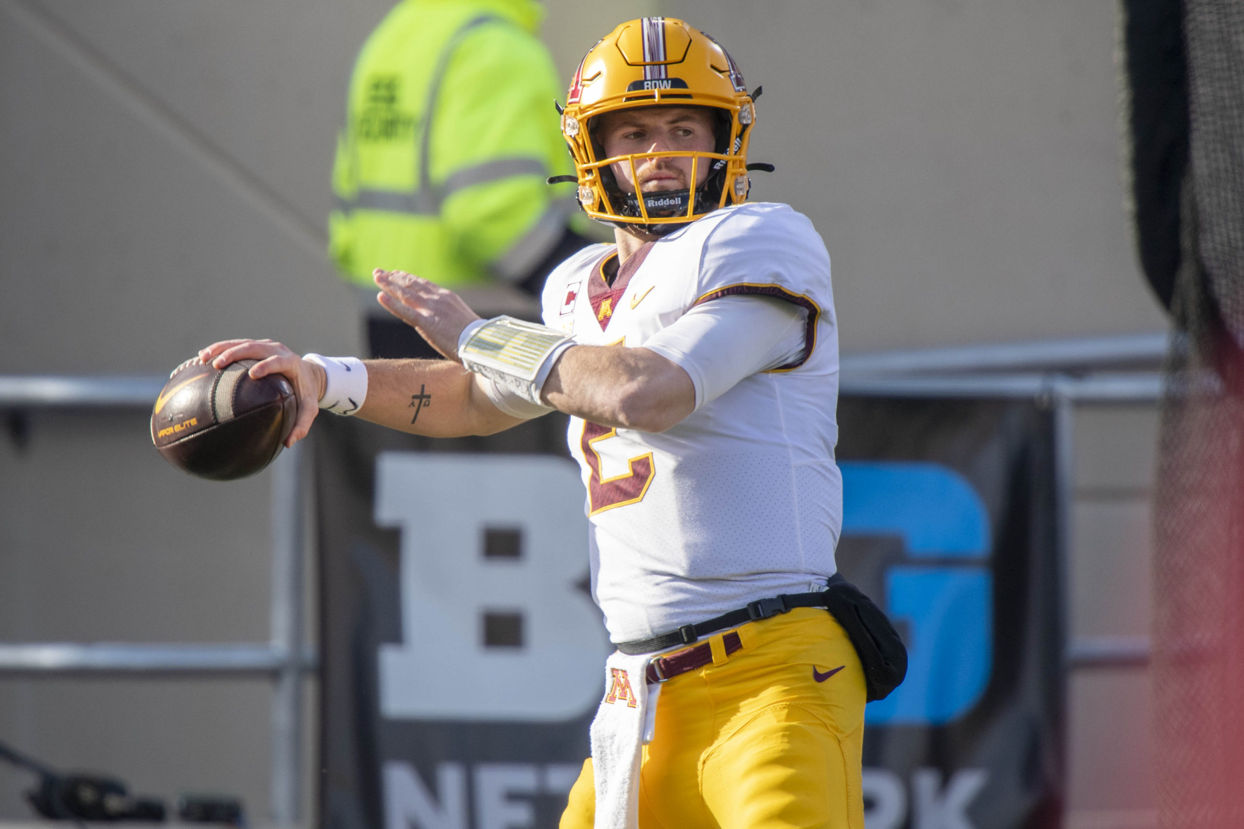 Minnesota QB Tanner Morgan makes decision on 2022 season