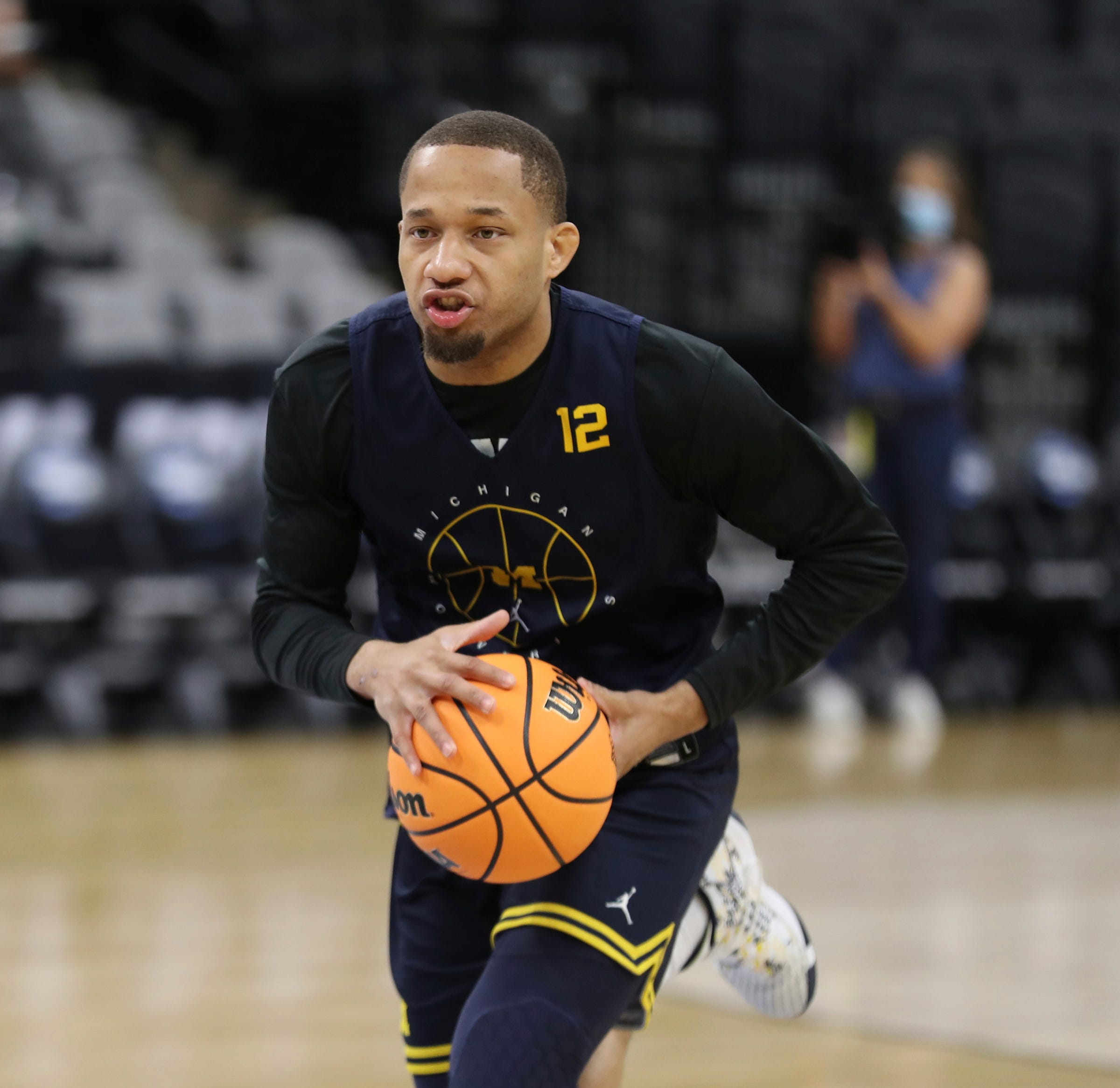 Update provided on Michigan guard DeVante' Jones ahead of Sweet 16 ...