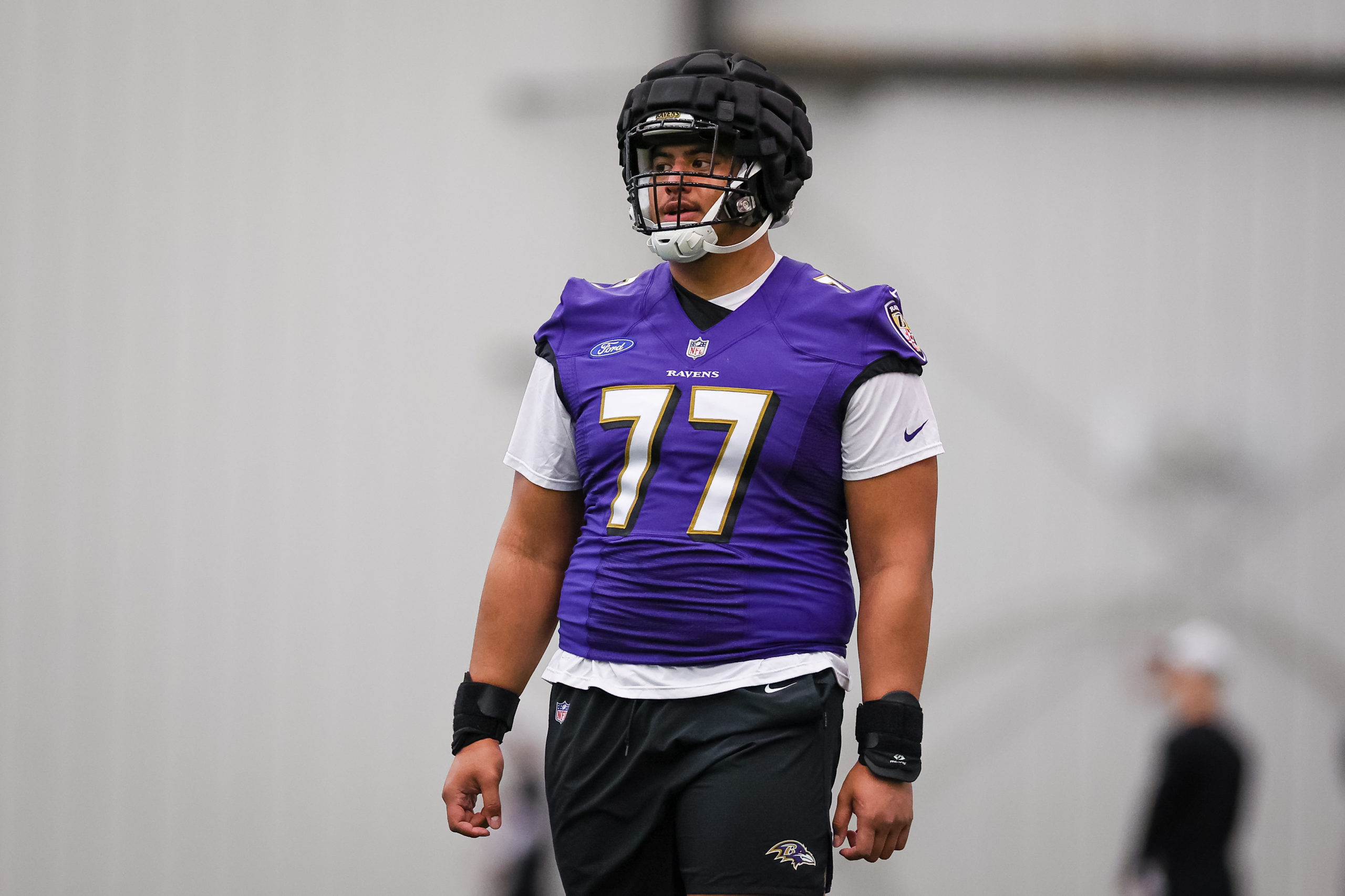 Daniel Faalele posts promising performance in preseason debut with ...