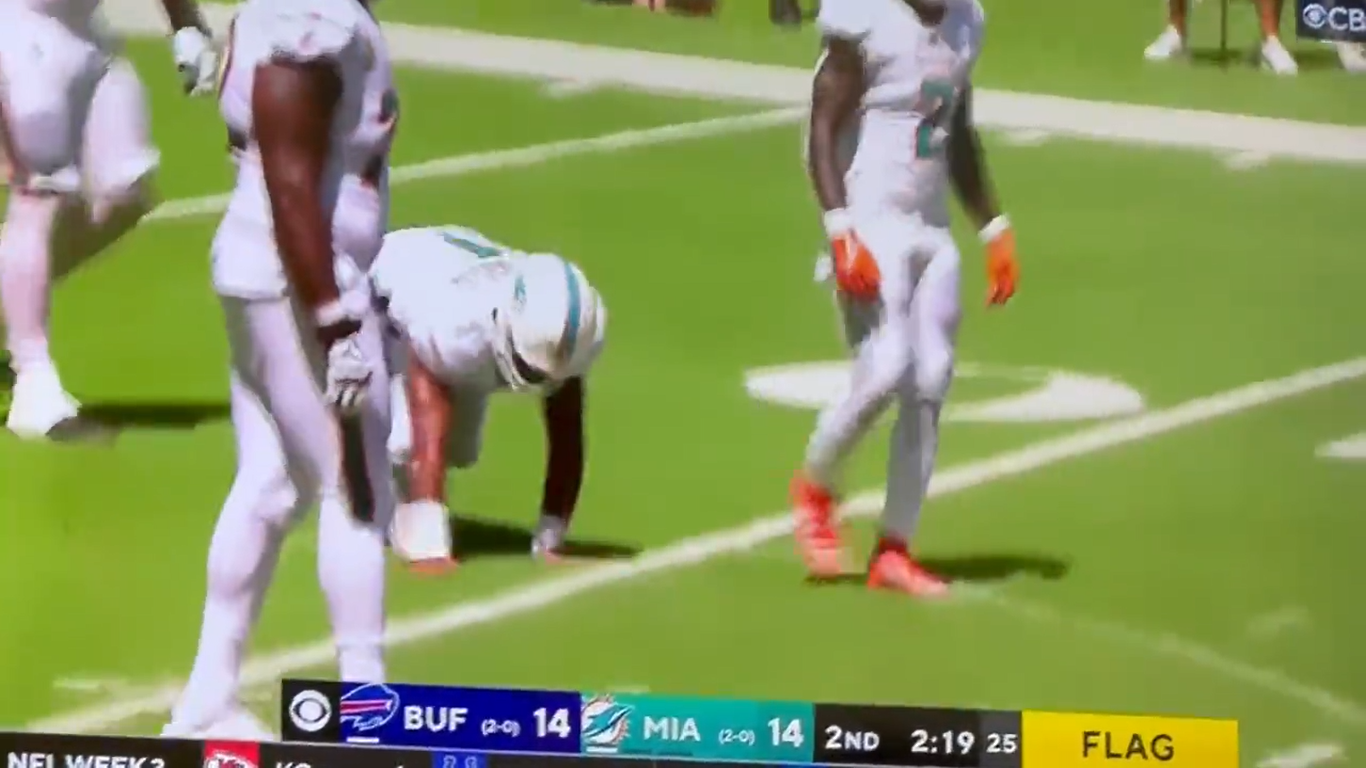 Tua Tagovailoa stumbles, needs help off field after head slams into ...