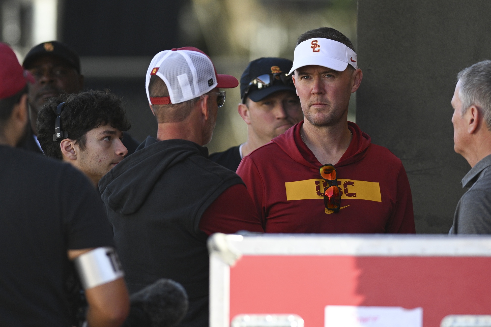 Lincoln Riley under fire after USC loses in heartbreaking fashion to ...