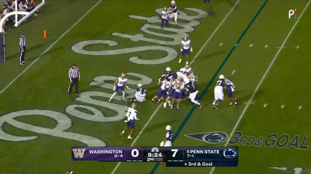 Tyler Warren goes airborne for rushing TD vs. Washington