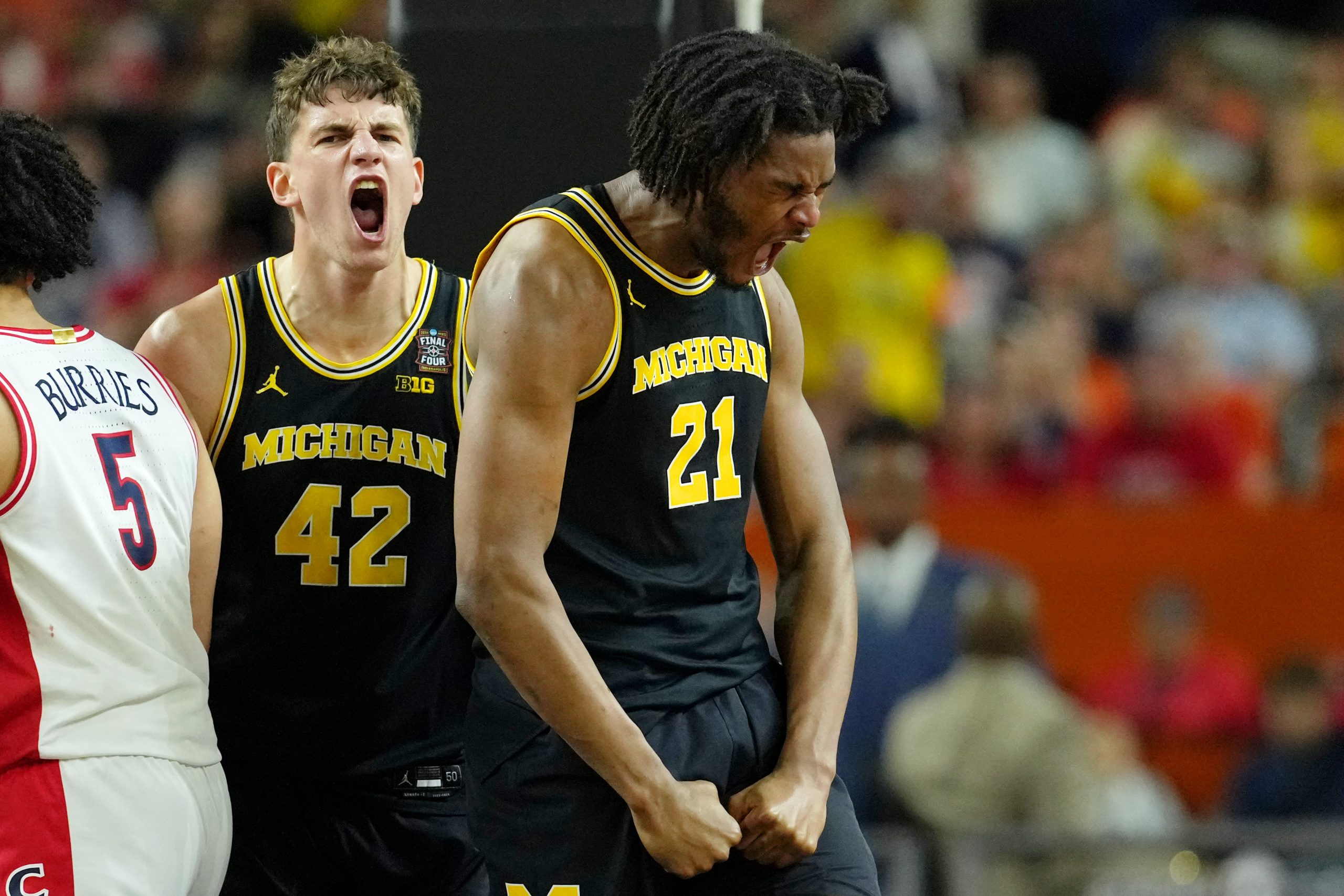 Michigan joins elite company with monster first half vs. Arizona