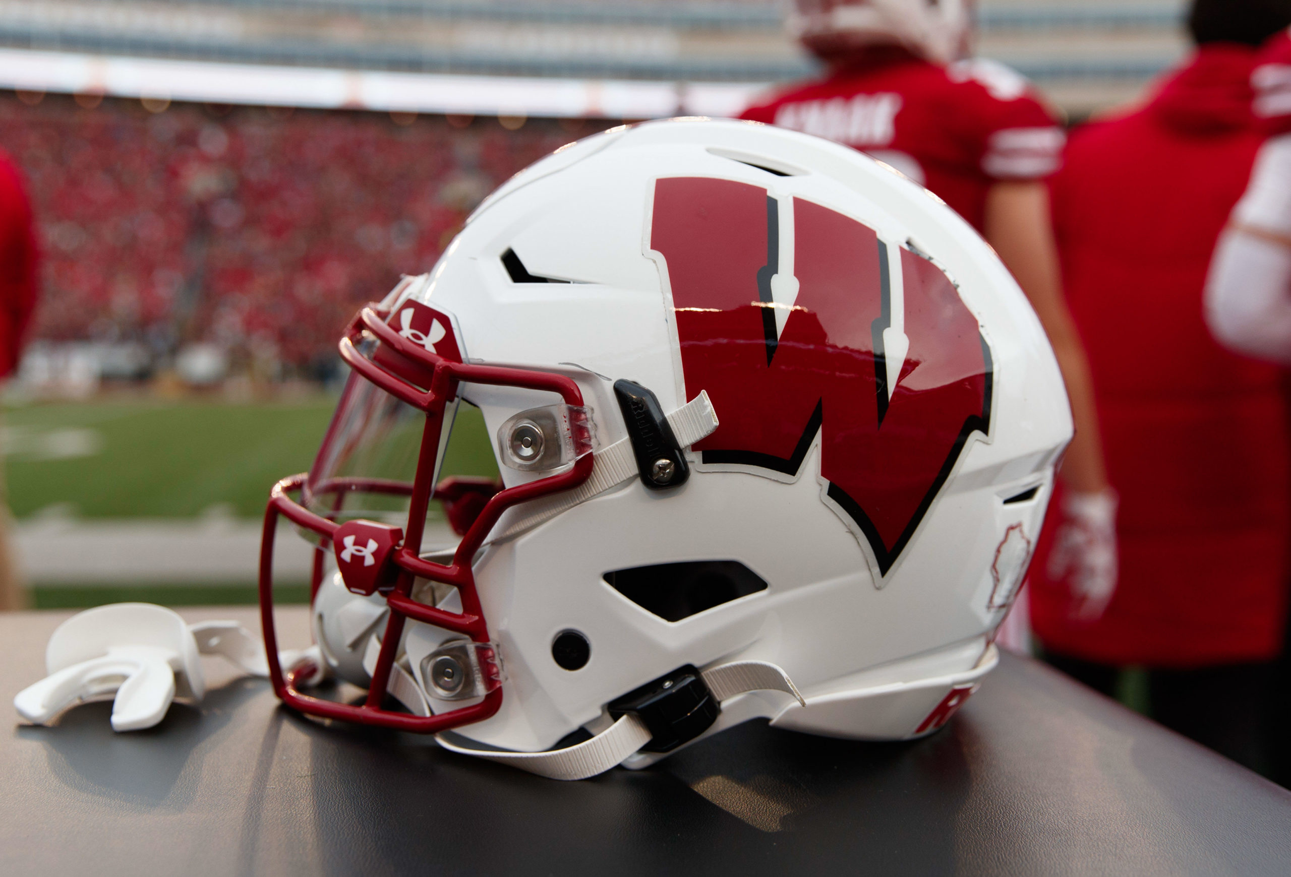 Wisconsin to debut new helmet decal in season opener vs Illinois