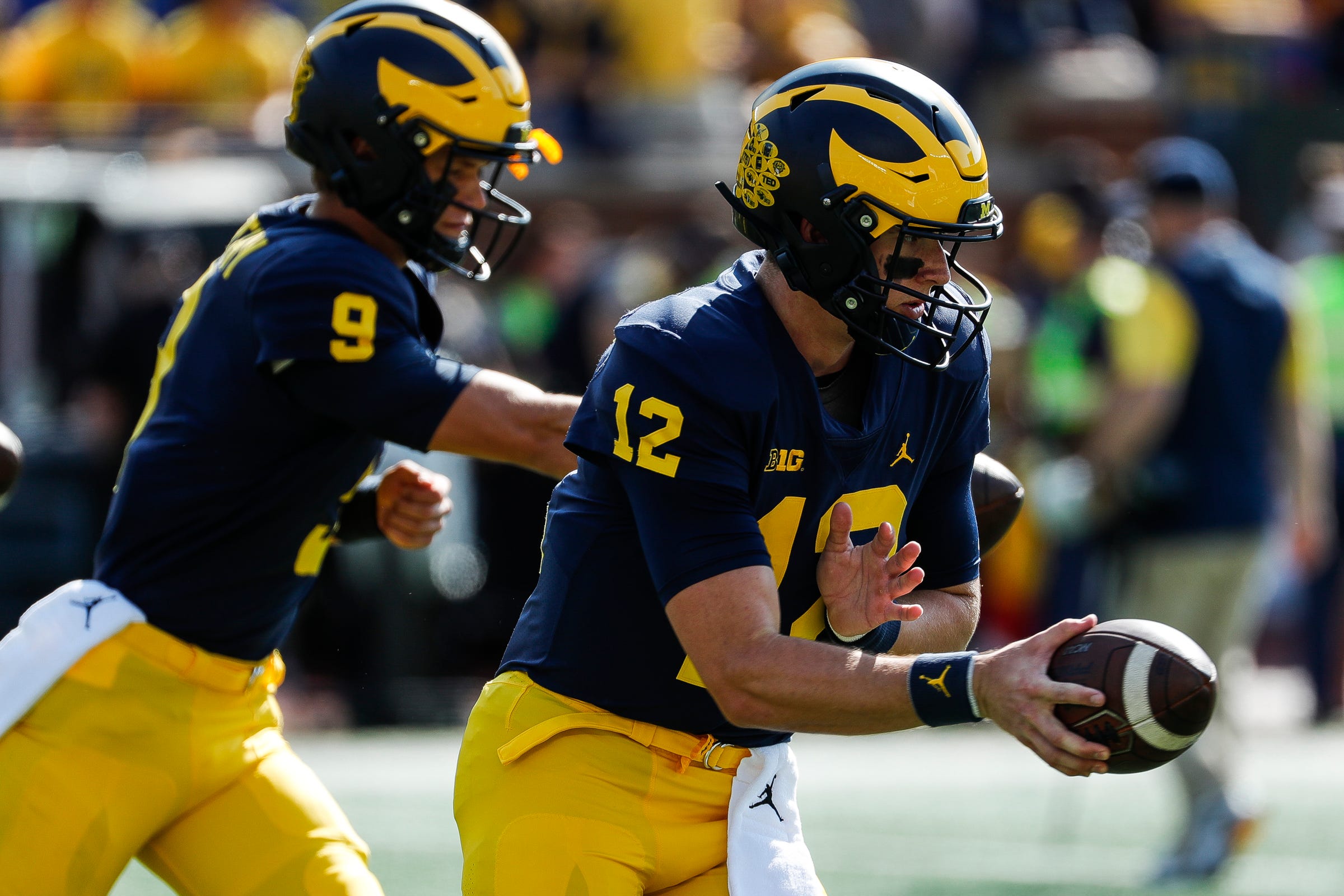 247Sports analyst discusses Michigan QB battle: 'Michigan has a dilemma ...